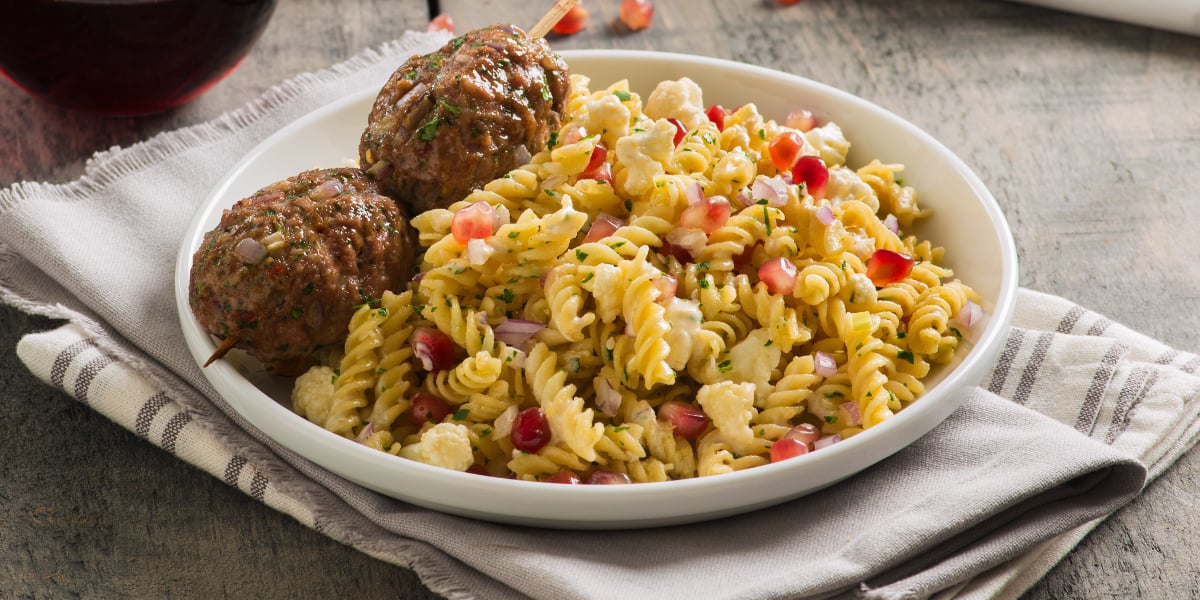 Middle Eastern Tahini Pasta Salad and Kebabs - CATELLI®